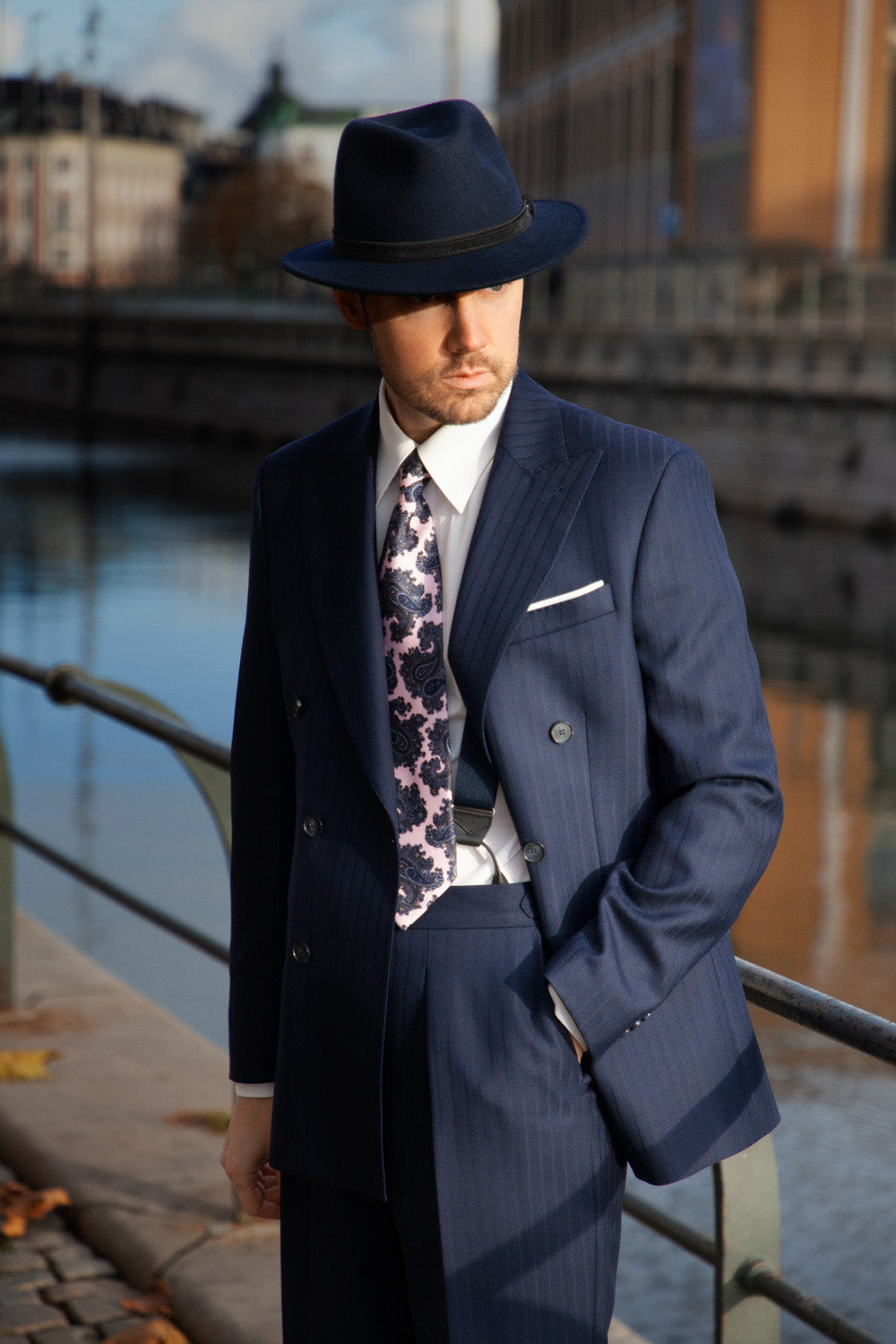 The Collab - Dobbeltradet - Navy - MOD X SOENDERGAARD
